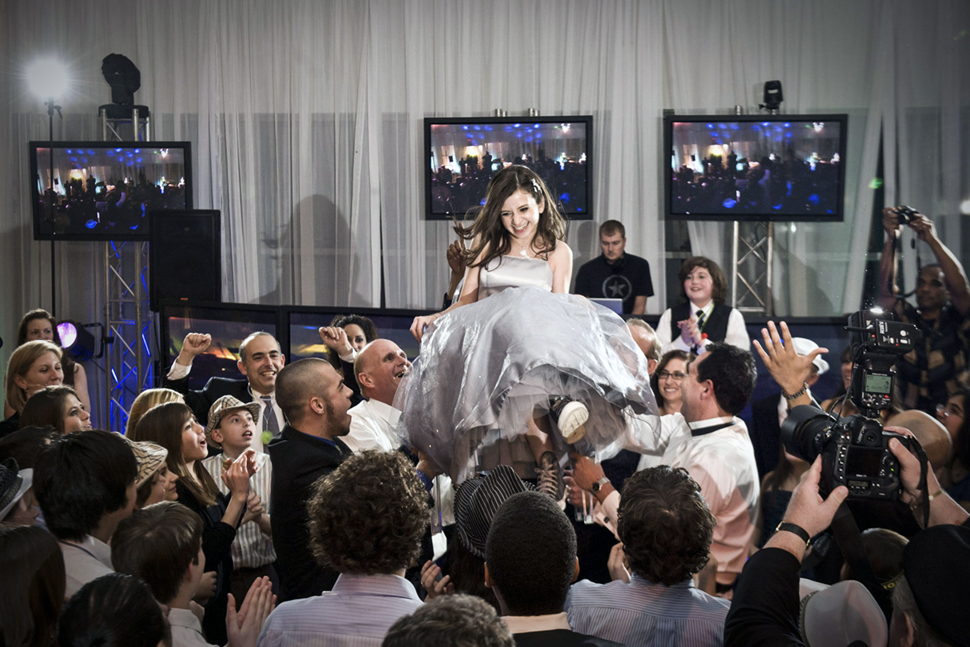 Capture the Moment with Bar and Bat Mitzvah Photography - Freed Photography
